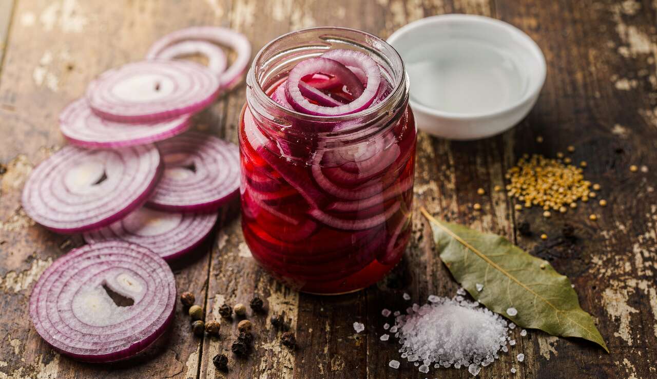 Recette Délicieuse : pickles d'oignon Rouge Maison